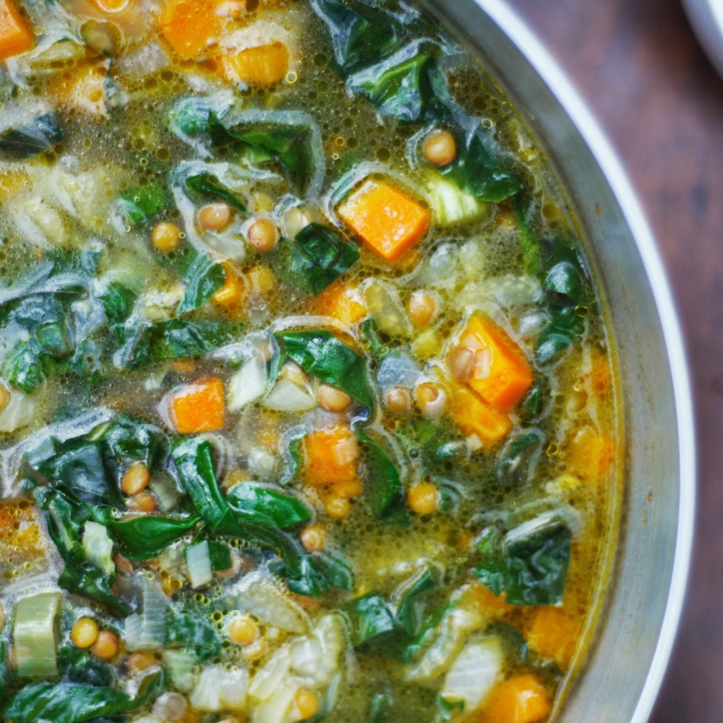 SOPA DE LENTEJAS Y LIMÓN - Upaninews