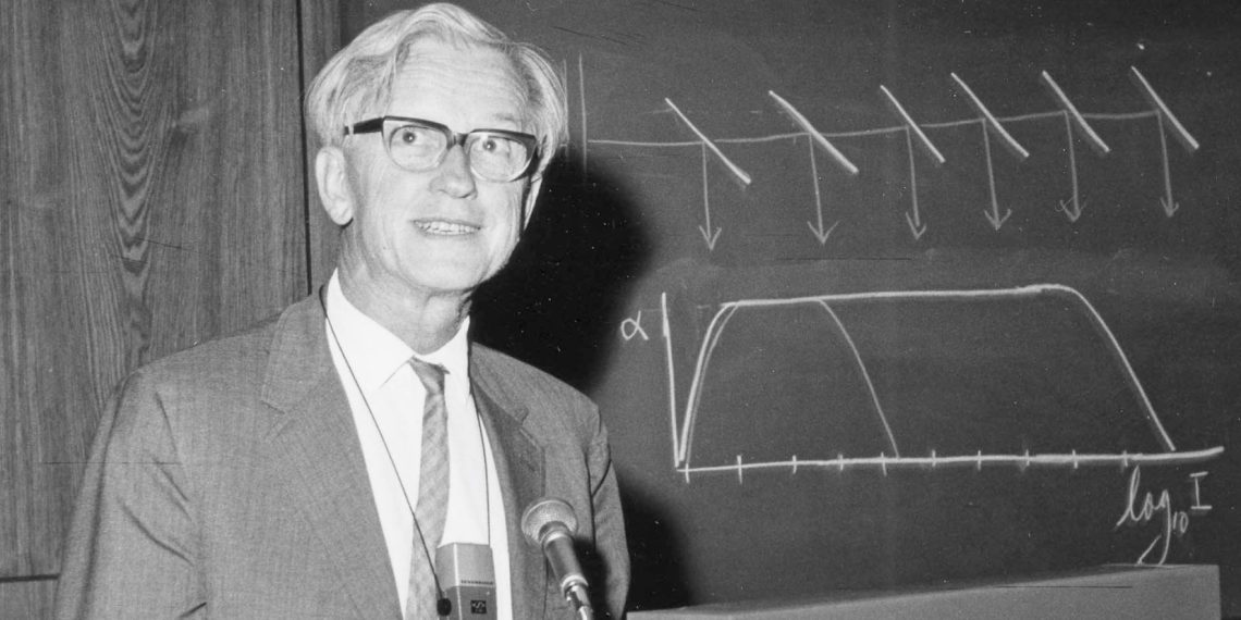 Bacterias y bacteriófagos | Max Delbrück (1906-1981) - Upaninews